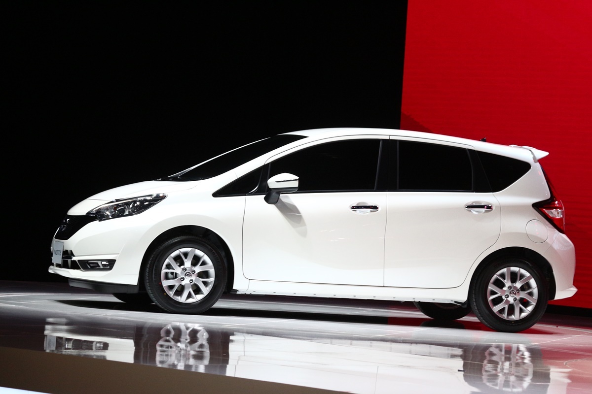 New Nissan Note พร้อมส่งมอบตั้งแต่ 17 มีนาคม ชูจุดเด่นให้ลูกค้าได้สัมผัส | AUTODEFT ข่าวรถยนต์ ...